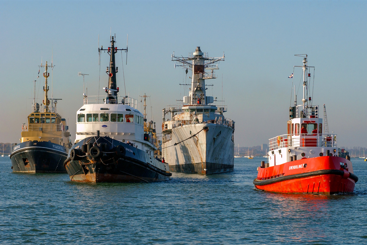 Tugs & Towage - Maritime Photographic