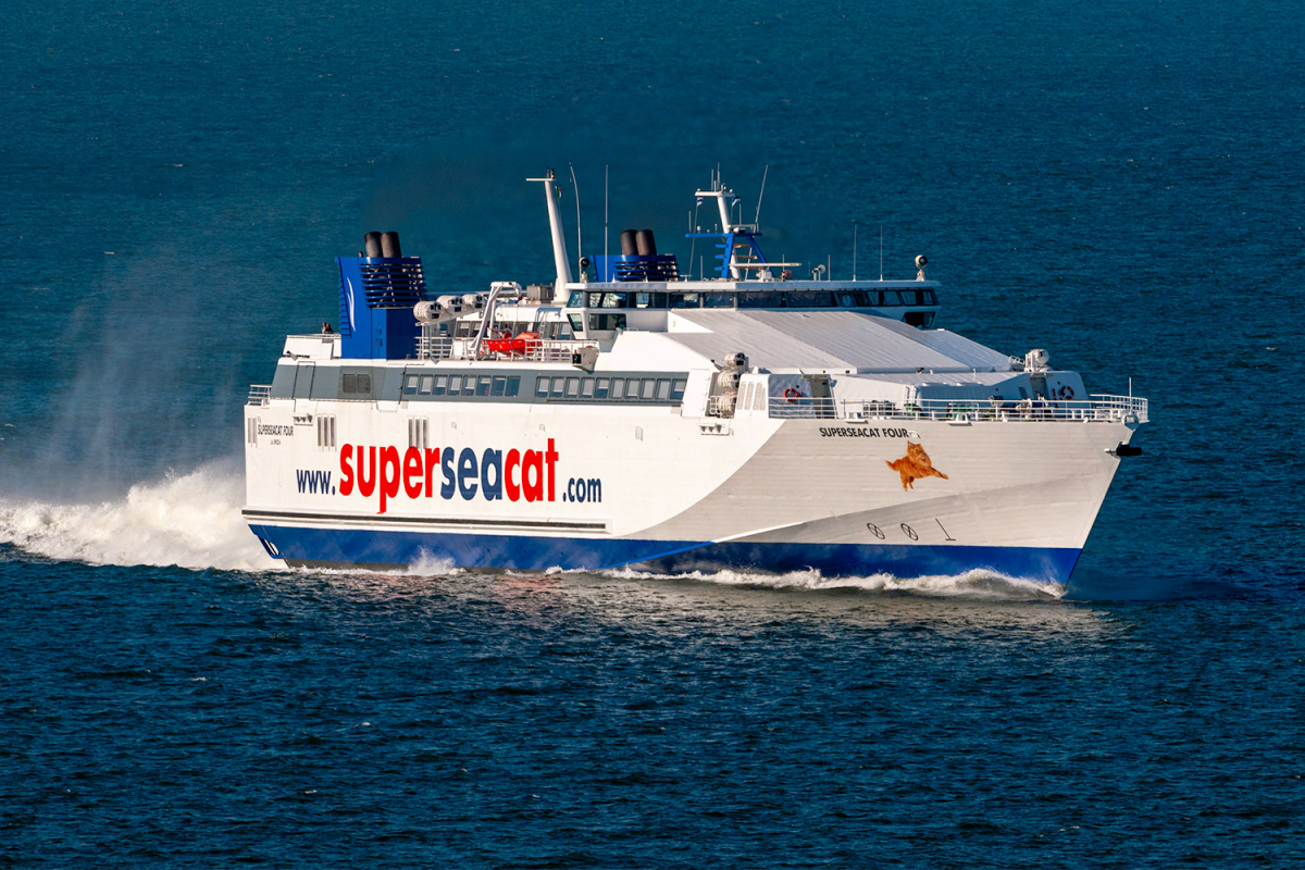 High Speed - Maritime Photographic